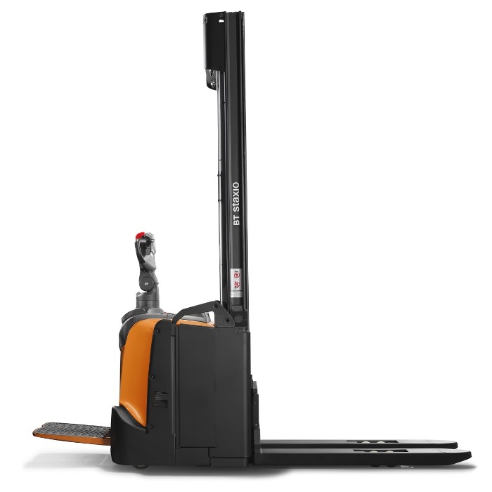 BT Staxio 1.2t with Platform - Stackers | Toyota Material Handling Europe